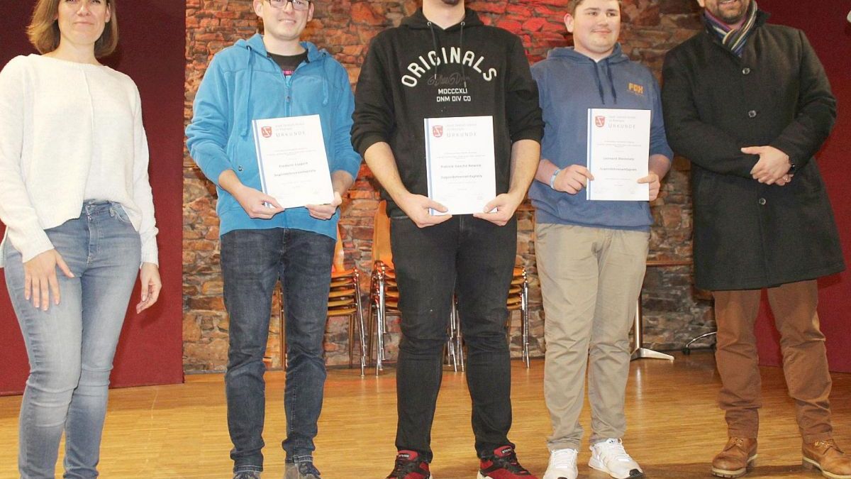 Patrick Bewick, Frederic Lippert und Lennard Steinmetz geehrt | Rheingau Echo