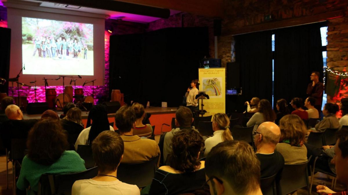 Rheingauer Jugend für Afrika e.V. feiert 10-jähriges Bestehen | Rheingau Echo