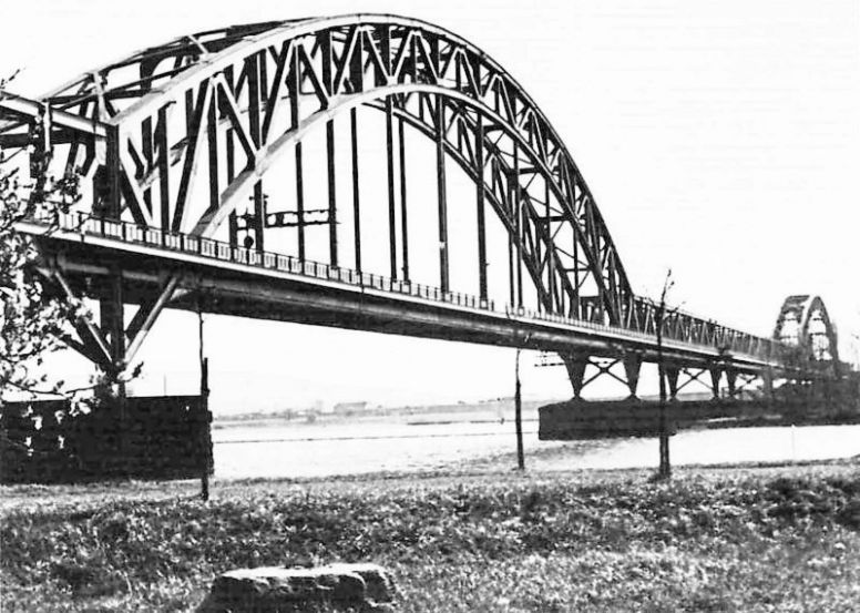 Hindenburgbrücke ersetzte den Gütertransport mit Trajektbooten ...
